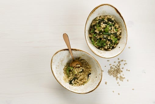 Pearl Barley risotto primavera with pesto drizzle | Bidfood
