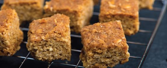School flapjack recipe | Bidfood