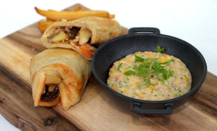 Beef Yorkshire Pudding Wrap Recipe | Bidfood