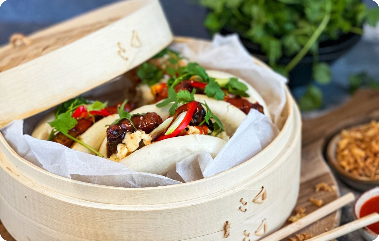 Bacon and egg bao butty - Bidfood