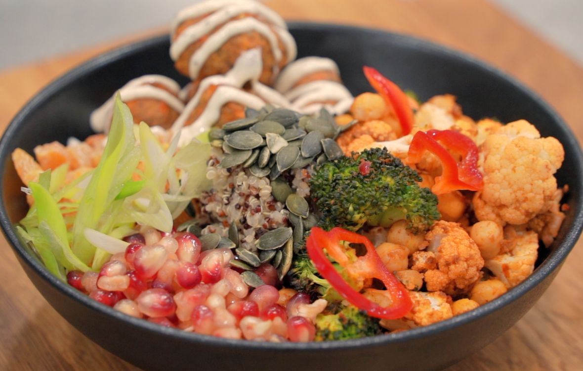 Roasted chickpea, falafel and quinoa Buddha bowl | Recipe