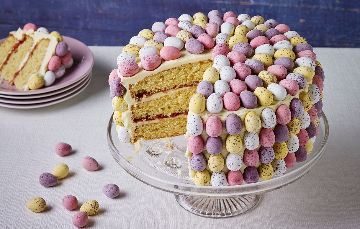 Tate & Lyle Easter egg cake - Bidfood